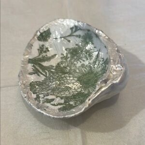 Hand Crafted | Accents | Hand Crafted Green White Floral Trinket Shell ...